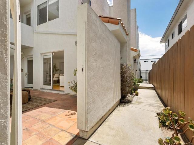 1445 Grand Ave B