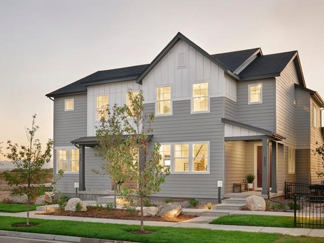 1445 Hudson Pl, Longmont, CO 80501