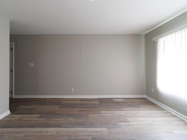 1445 Rolling Ridge Drive
