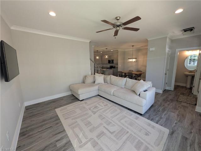 1445 Springvale Hill Drive