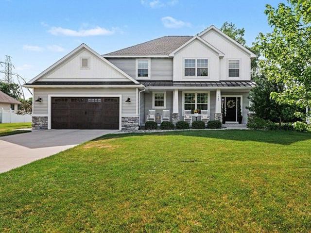 1445 Wallinda St, Essexville, MI 48732