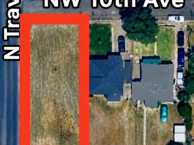 1445 & 1447 NW 10th Avenue