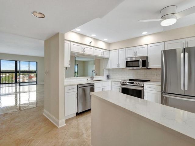 14460 Strathmore Ln Apt 807, Delray Beach, FL 33446