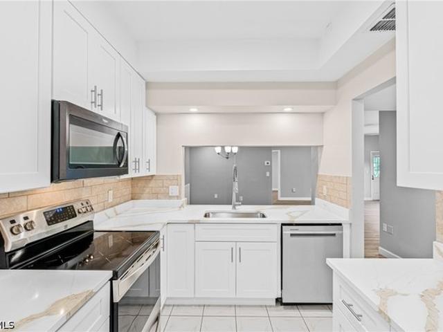 14461 Summerlin Trace Ct Apt 3, Fort Myers, FL 33919