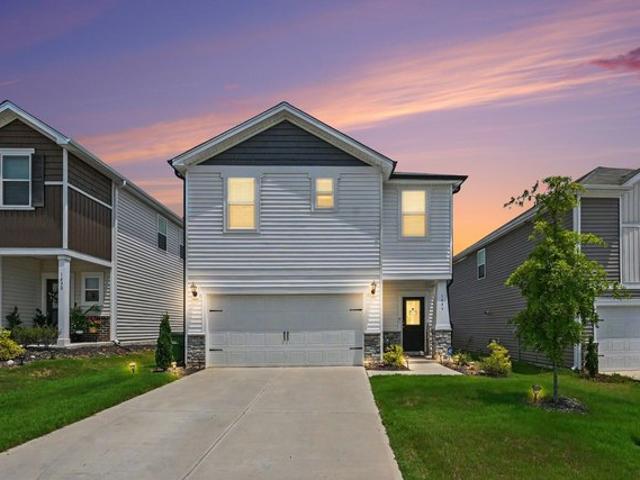 1446 Fruit Cobbler Dr, Haw River, NC 27258