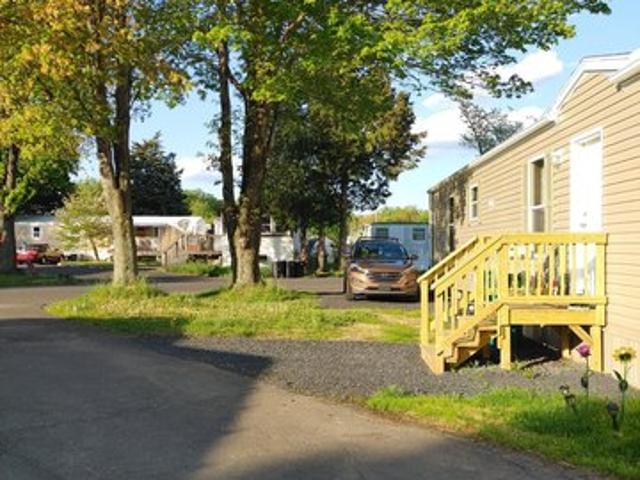 1446 Gibson Rd Trlr D50, Bensalem, PA 19020