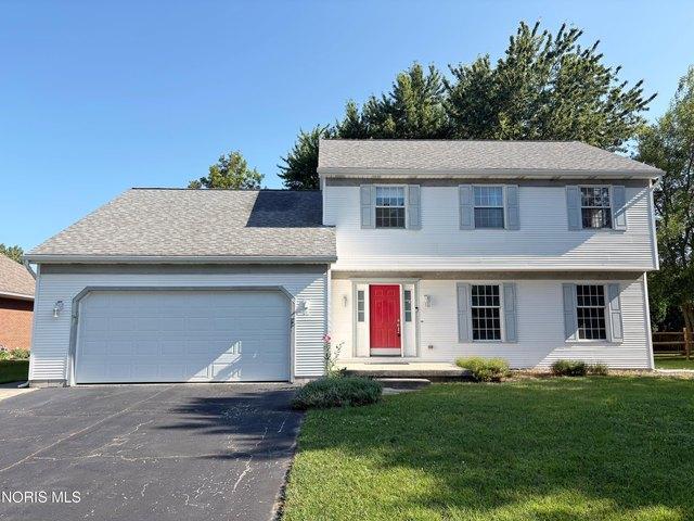 1446 Rosewood Dr, Bowling Green, OH 43402