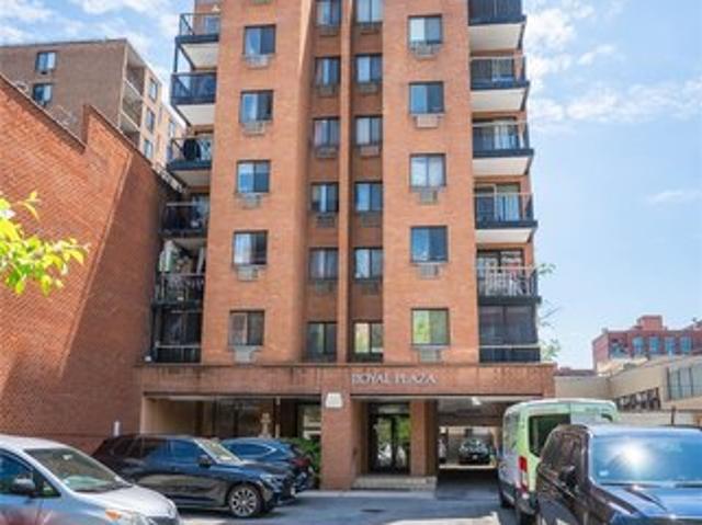 1446 th Ave Apt 703, Flushing, NY 11354
