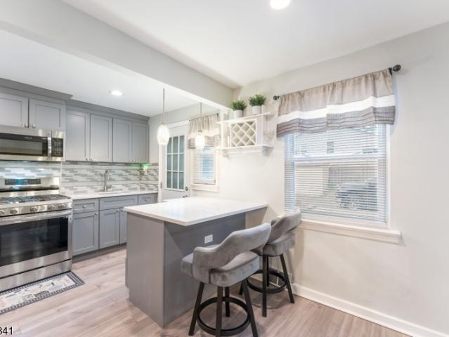 1446B Liberty Ave