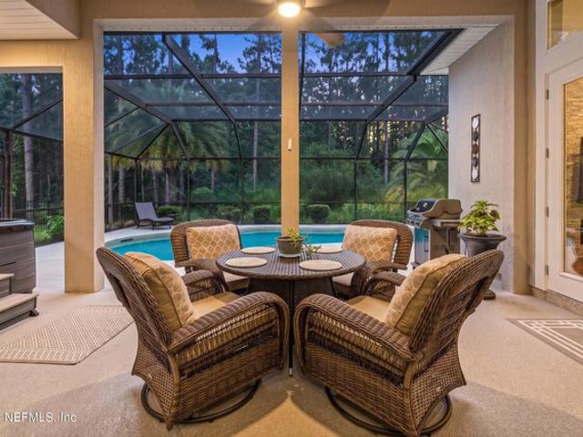 14473 Magnolia Springs Ln E, Jacksonville, FL 32258