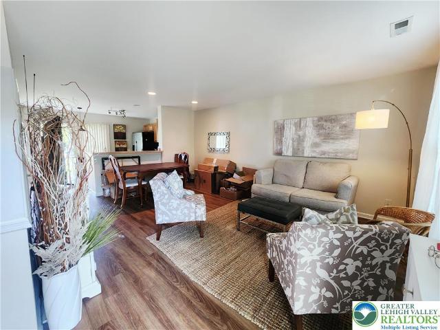 1447 Artisan Court