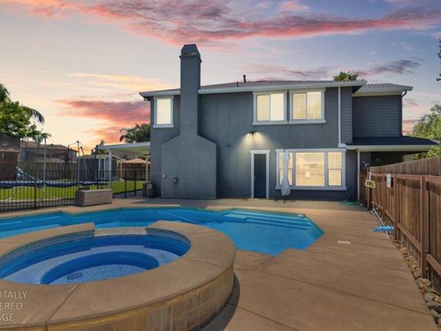 1447 Haven St, Oakdale, CA 95361