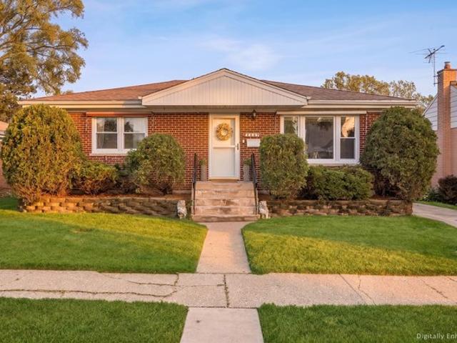 1447 Heidorn Ave, Westchester, IL 60154