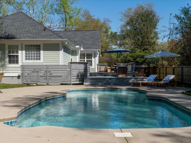 1447 Rose Park Drive