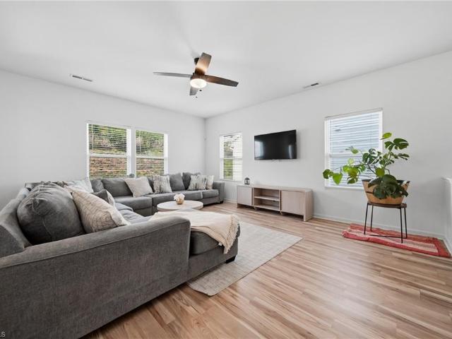 1447 Seawatch Drive