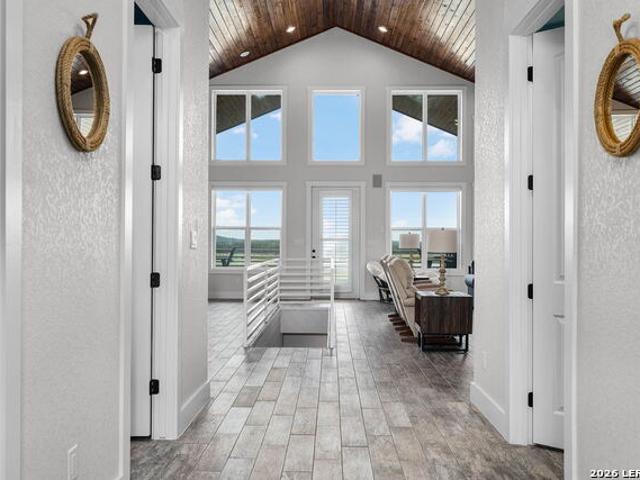 1447 Tamarack
