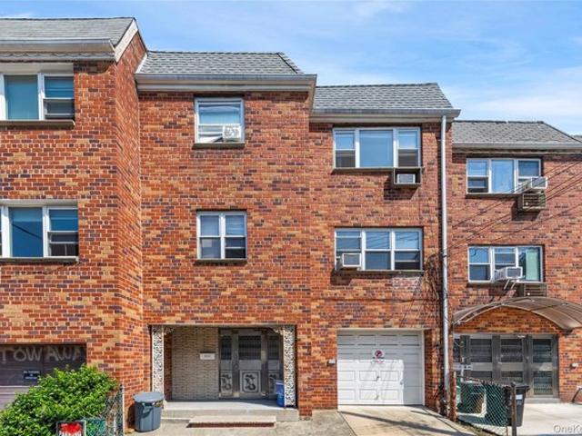 1447 th Ave, Flushing, NY 11354
