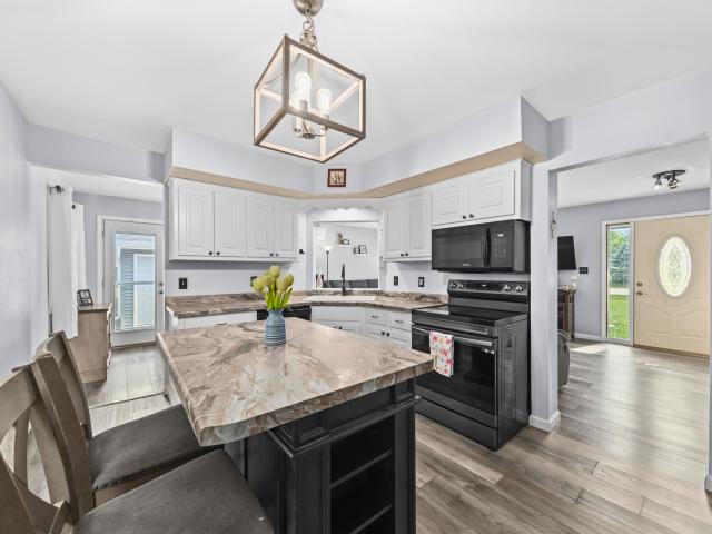 1447 Tomac Ln