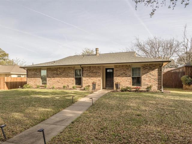 1447 Vanderbilt Dr, Plano, TX 75023 | MLS #21212 | Compass