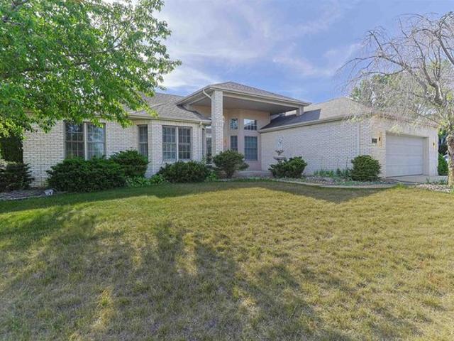 14486 Worthington Dr, Granger, IN 46530