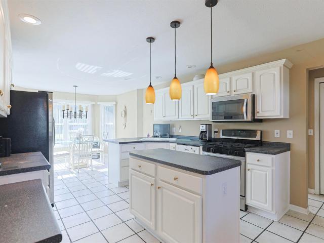 14486 Worthington Drive