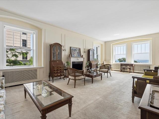 1448 N Lake Shore Drive # 5B