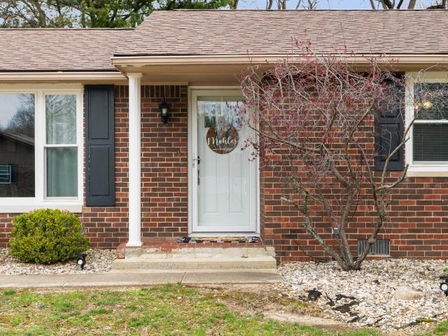 1448 N Lakeview Drive