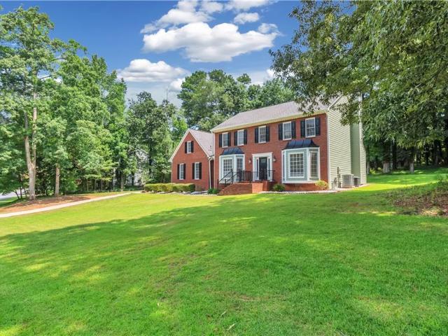 1448 Red Fox Run SW