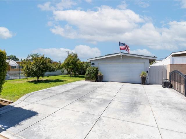 1448 W Berkeley Court