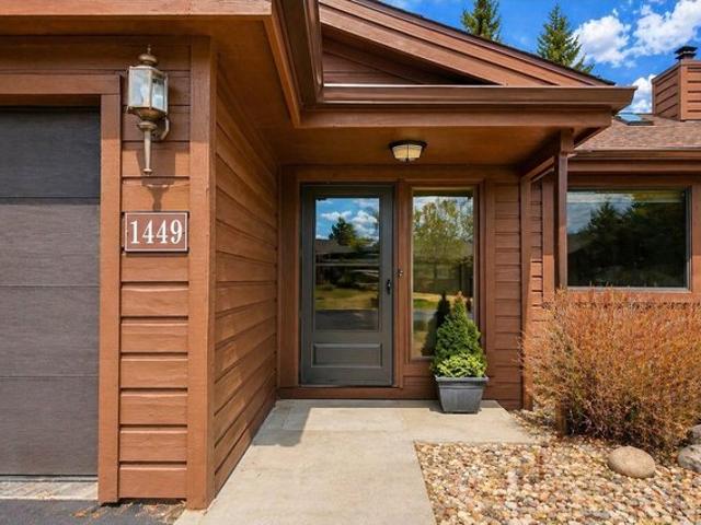1449 Matthew Cir, Estes Park, CO 80517