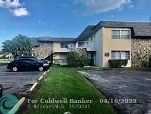 1449 N 14th Way #102, Hollywood, FL 33020