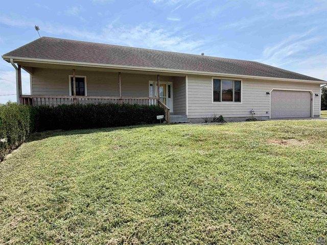 1449 NE 74th St, Meriden, KS 66512