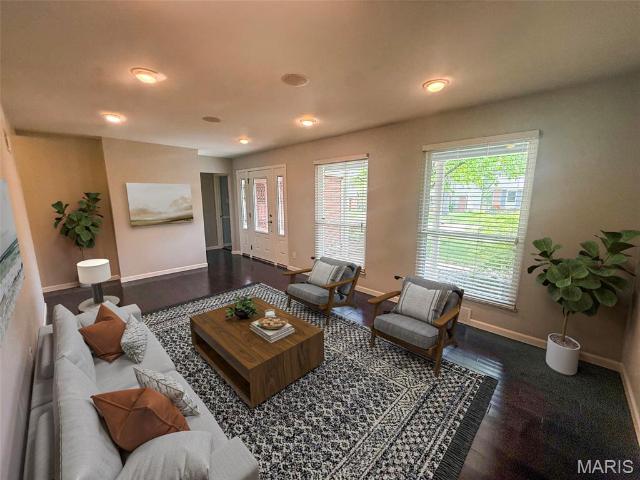 1449 Friar Tuck Ln, St. Louis, MO 63125 | MLS #26026 | Compass