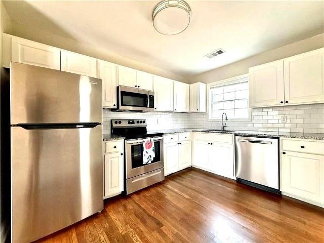 1449 Lynford Drive SW