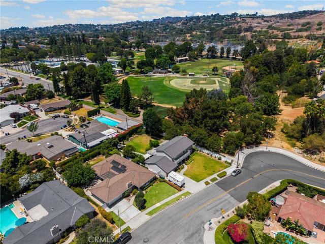 1449 La Canada Drive