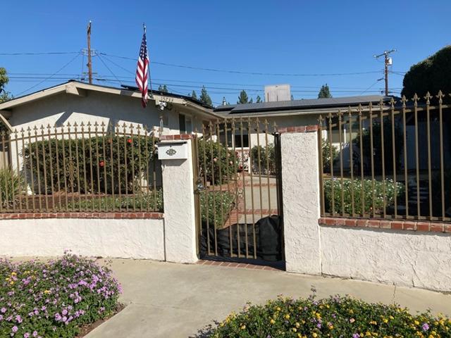 $1449/ PRIVATE ROOM WITH BATHROOM IN LUXURY PRIVATE HOME/$100/off 1st month's rent