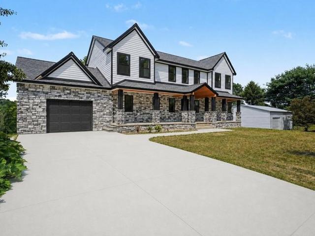 14400 Van Syckle Rd, Gregory, MI 48137
