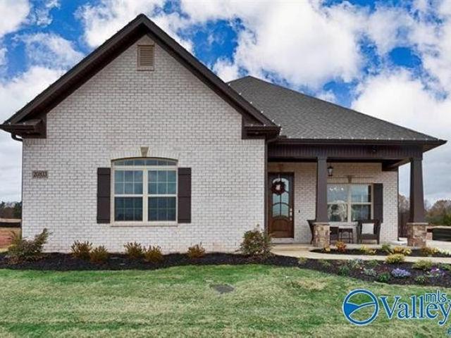 14400 Montcliff Ln, Athens, AL 35611