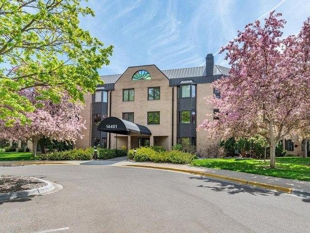 14401 Atrium Way Apt 136, Minnetonka, MN 55345
