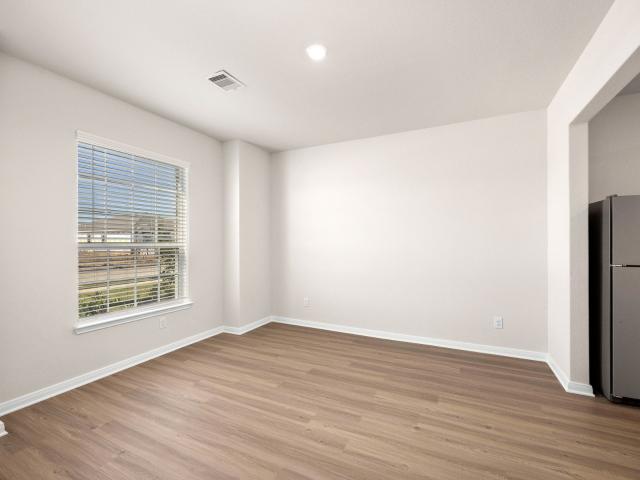 14401 Freeboard Drive