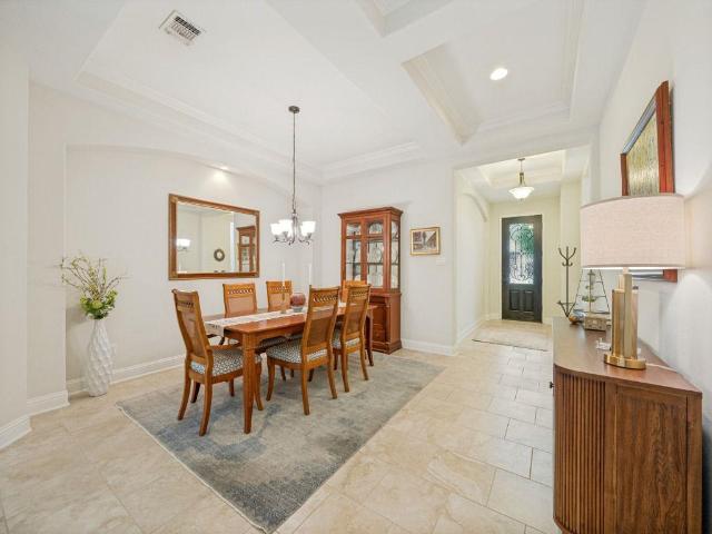 14401 Laurinburg Dr
