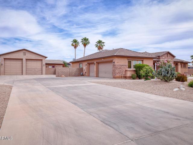 14408 W Desert Cove Rd, Surprise, AZ 85379 | MLS #7020 | Compass
