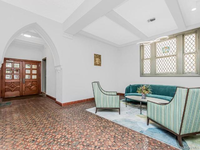 1440 Midland Ave, Unit 5C, Bronxville, NY 10708 | MLS #987294 | Compass