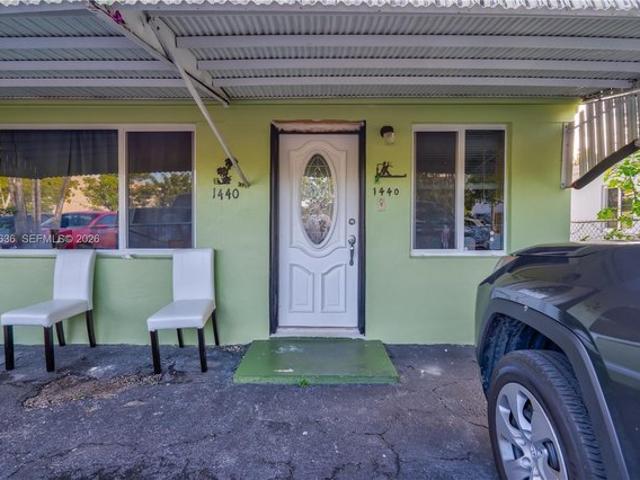1440 NE 183rd St, North Miami Beach, FL 33179
