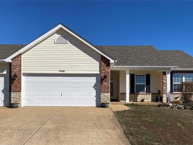 1440 Cortez Dr, Hillsboro, MO 63050