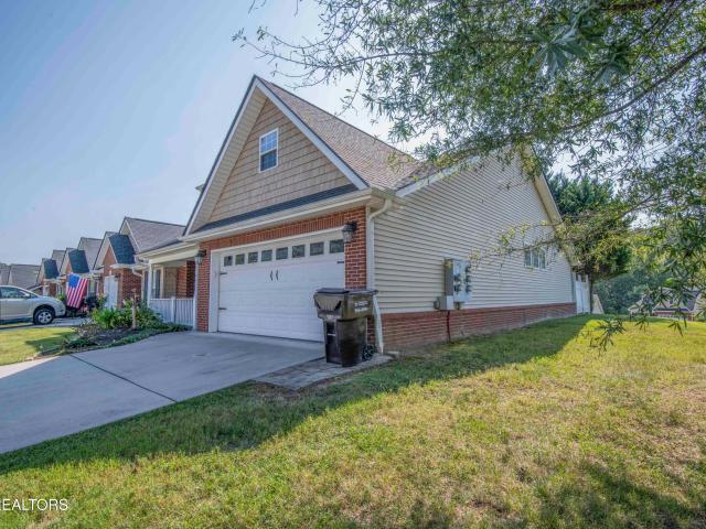 1440 Hazelgreen Way
