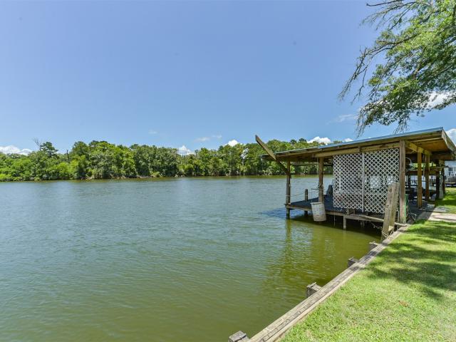 1440 Lakeside Drive