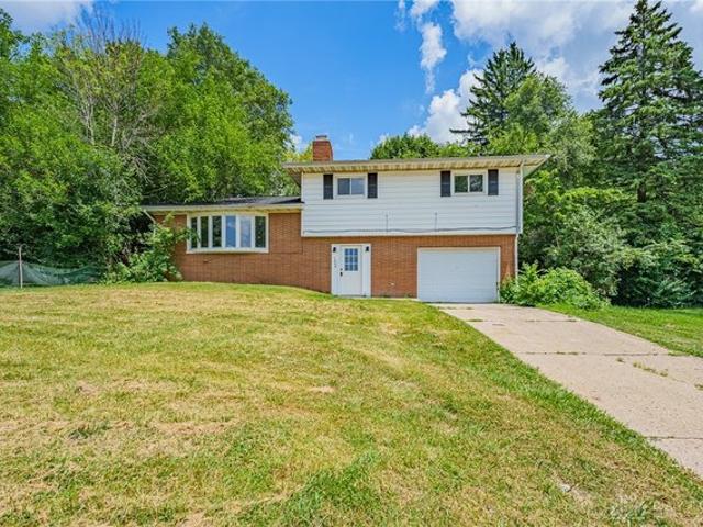 1440 Selma Rd, Springfield, OH 45505