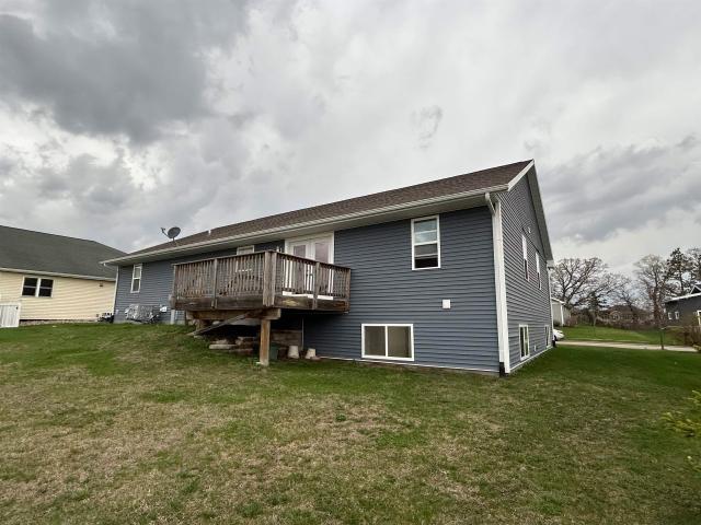 1440 Tillberry Dr, Baraboo, WI 53913 | MLS #2021 | Compass