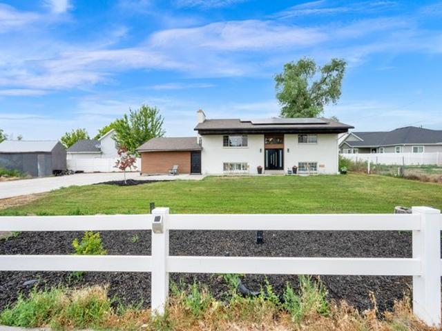 1440 W 1500 S, Woods Cross, UT 84087
